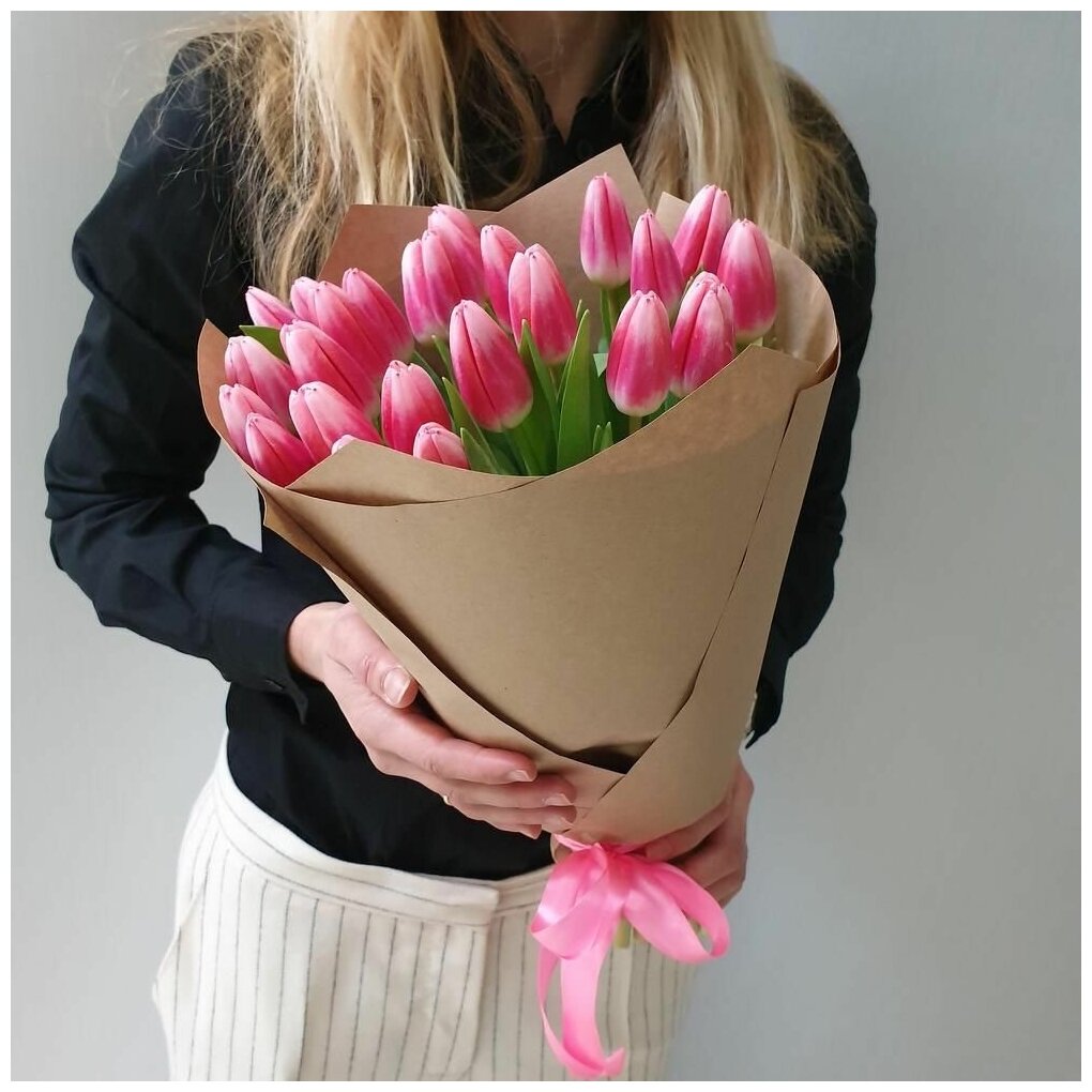 Букет Well Flowers, тюльпан махровый и пионовидный, круглый, 25 штук, 45см свежий букет цветов