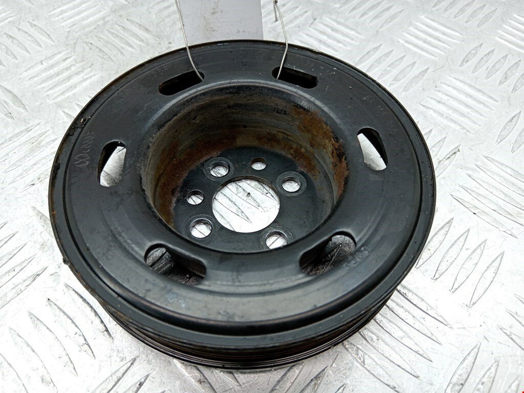 Шкив коленвала Volkswagen Bora(Jetta) 06A105255E арт. 2054349