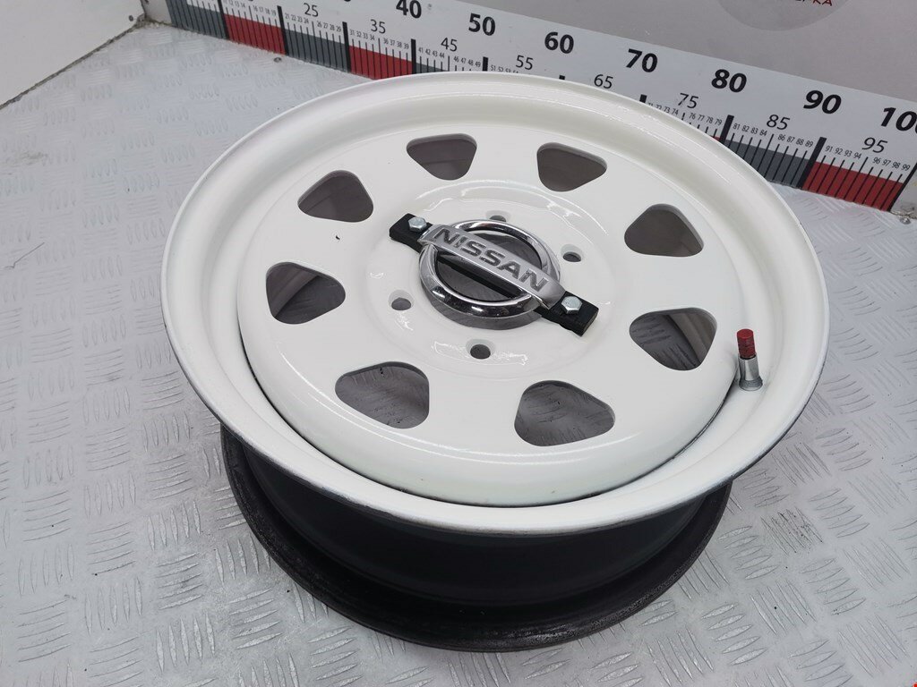 Диск колесный штампованный (железо) Nissan Pickup 4030037G00 арт. 1539858