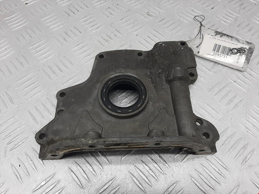 Крышка двигателя передняя Volkswagen Polo 3 032103153B арт. 2045731