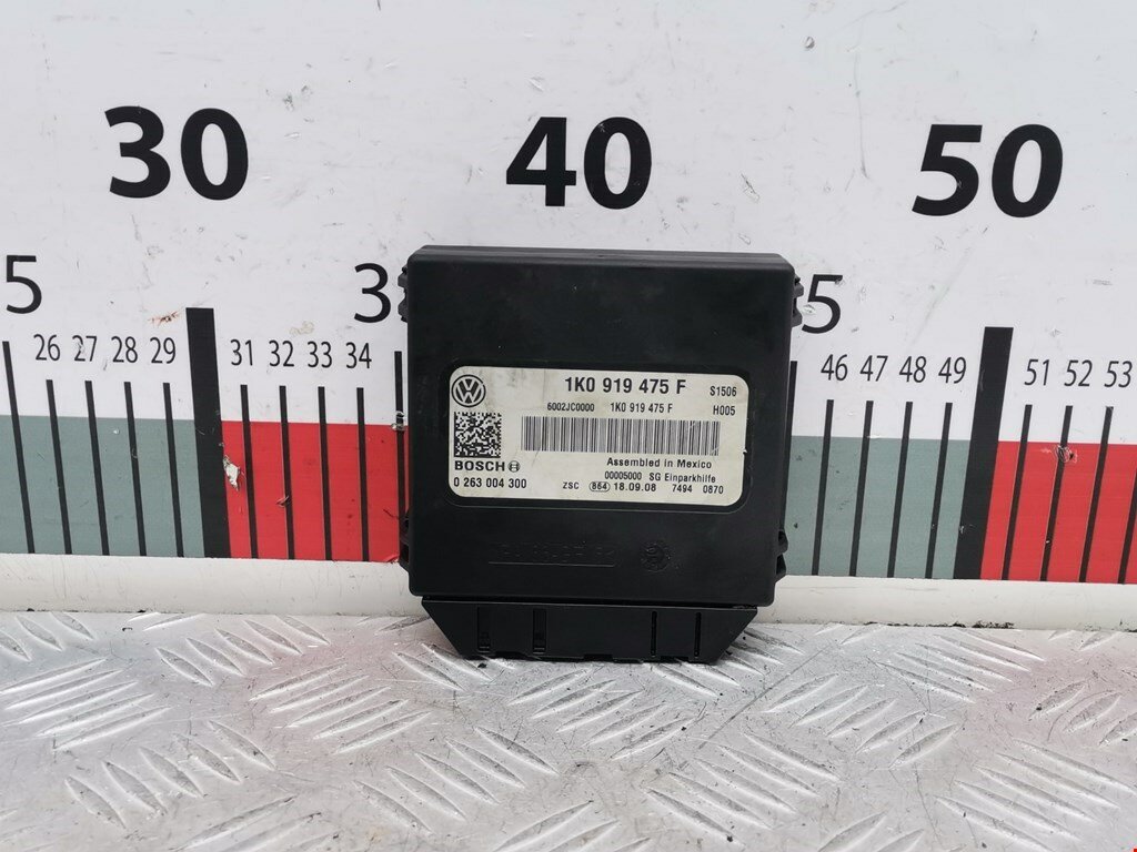Блок управления парктрониками Volkswagen Eos 1K0919475F арт. 2029821