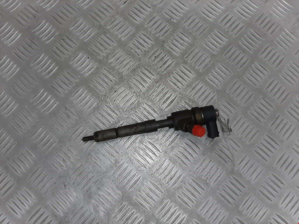 Форсунка дизельная электрическая Opel Astra J 95517501 арт. 981610