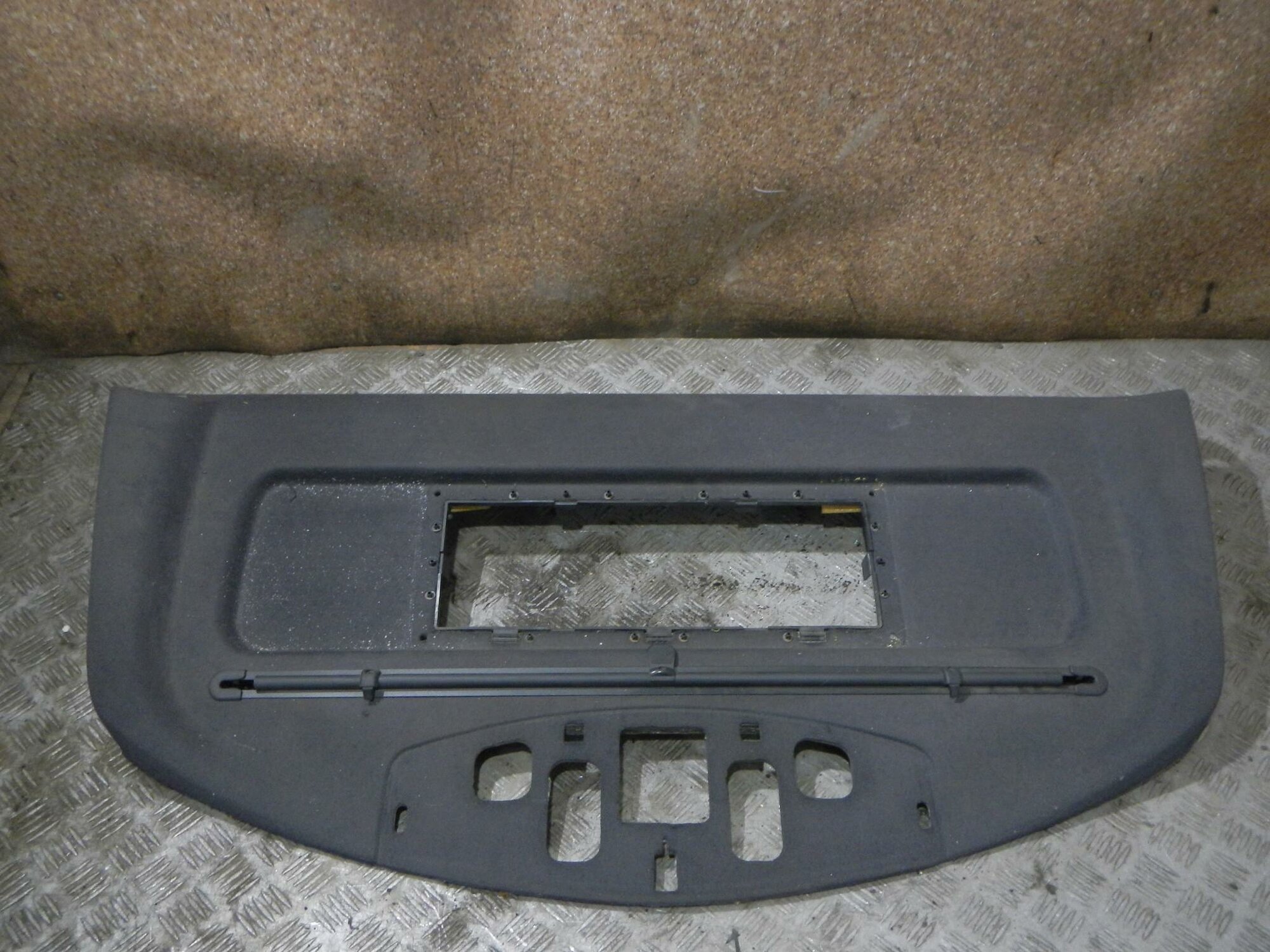 Б/У Полка, Renault (Рено)-MEGANE II (02-09) RENAULT MEGANE II (02-09) Седан. Трещины. 483738 RENAULT арт. 8200226267