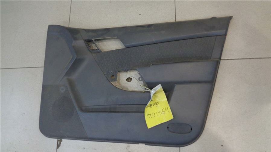 Обшивка двери передней правой от Chevrolet Aveo T250 2005-2011