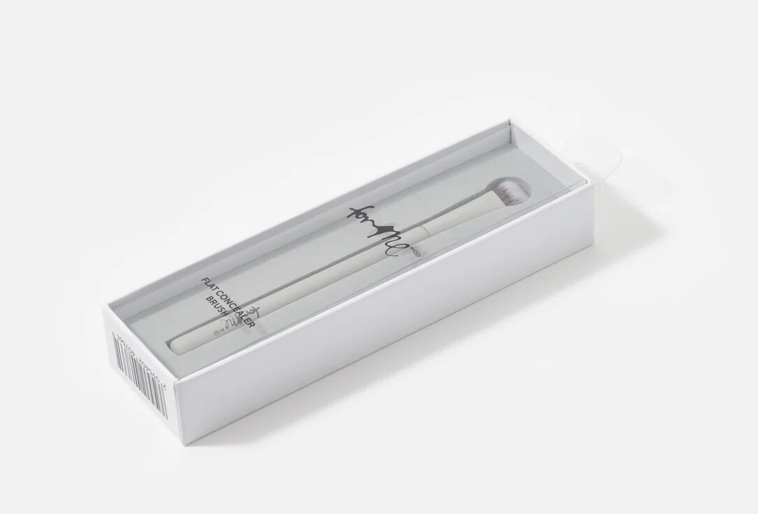 Кисть для нанесения консилера FOR ME "Flat concealer brush", 1 шт