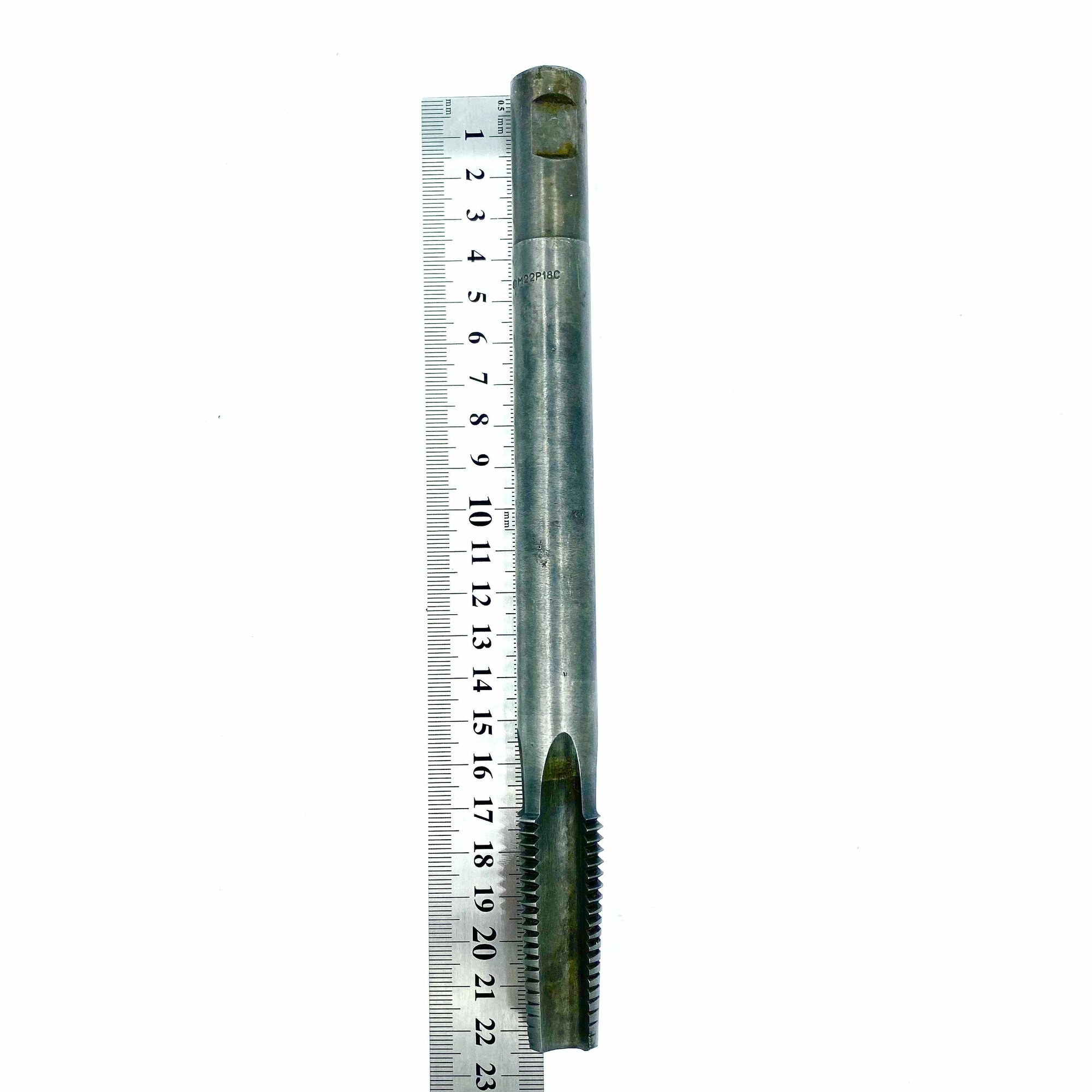 Метчик гаечный М 22х2,5