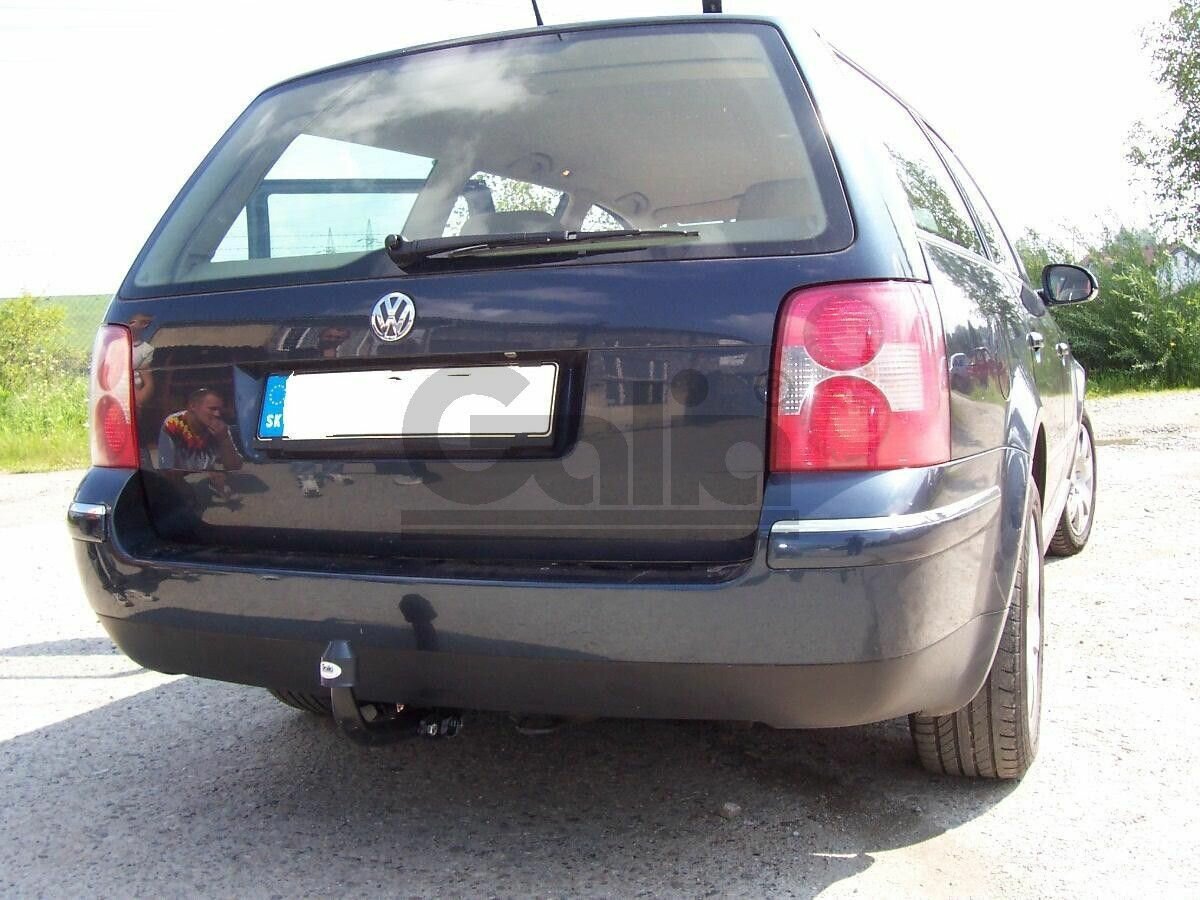 Оцинкованный фаркоп на Volkswagen Passat B5 седан/универсал 4WD 1996-2005 (без электрики), Galia V050A