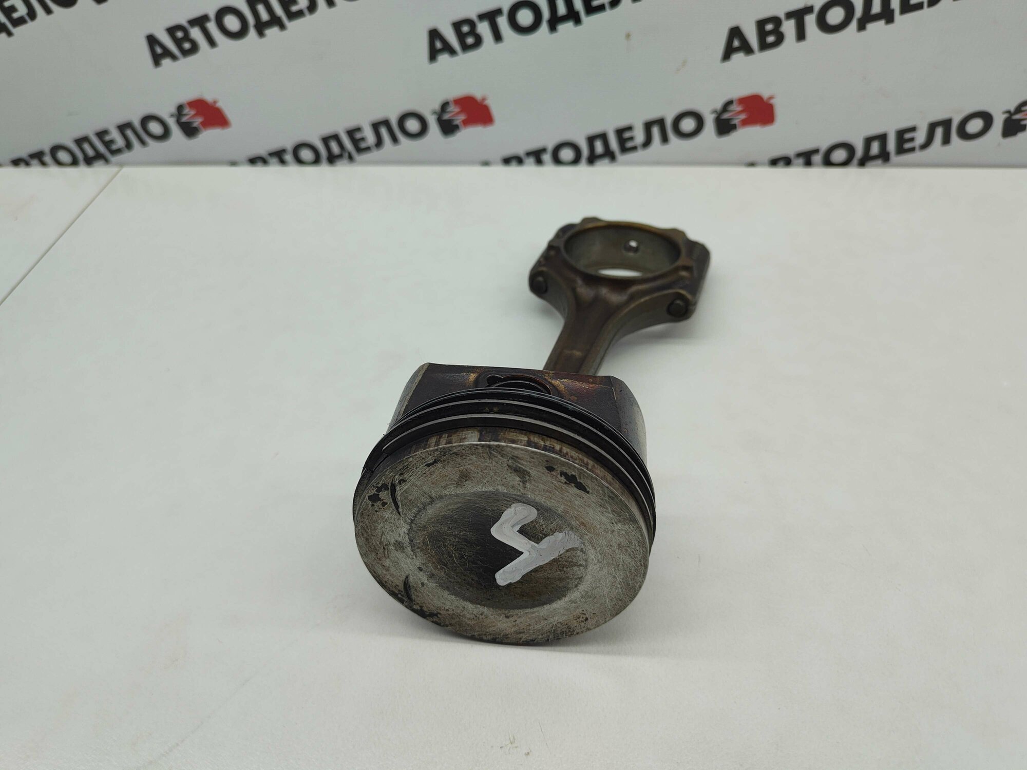 Поршень с шатуном Audi A6 (C6) TFSI 2008 г.в