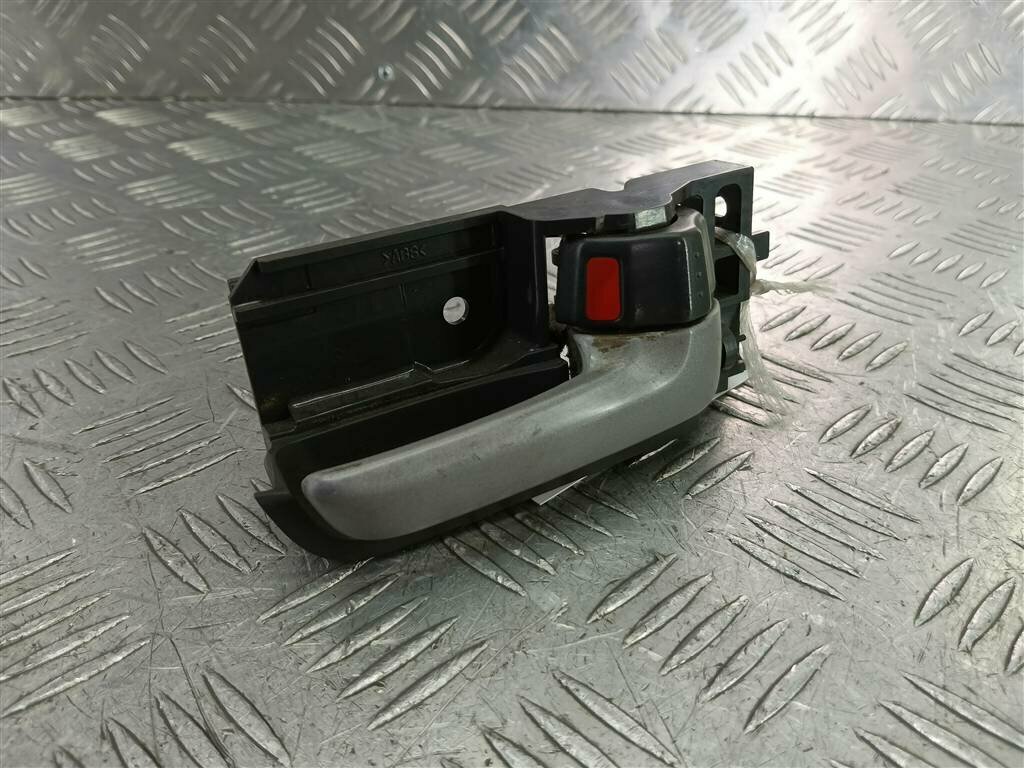 Ручка двери внутренняя Б/У для SUZUKI SX4 I рестайлинг (2009—2014) 8311063J20FC6
