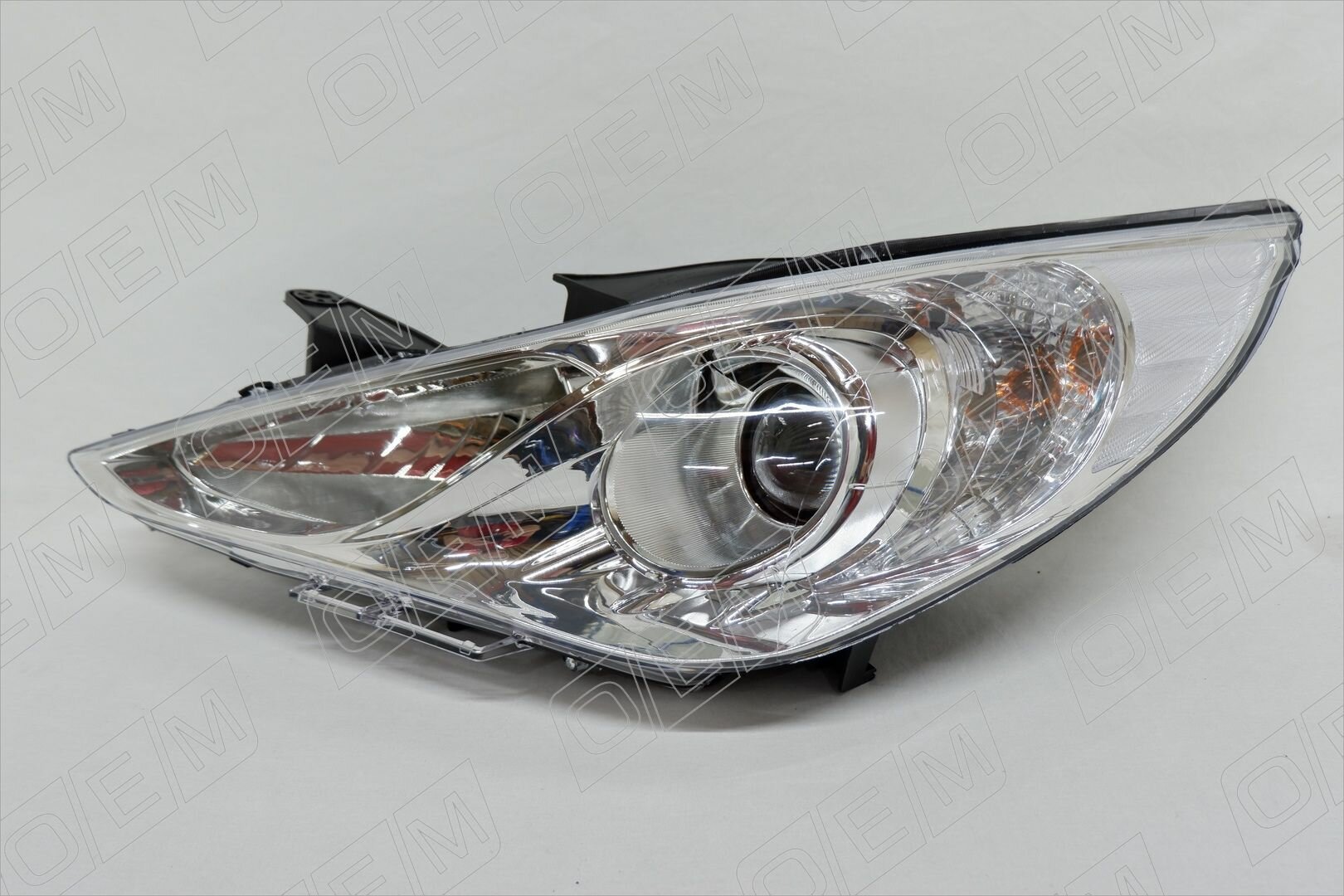 Фара левая Hyundai Sonata 6 YF 921013S000, Хендай Соната, год с 2009 по 2014, (Левая)