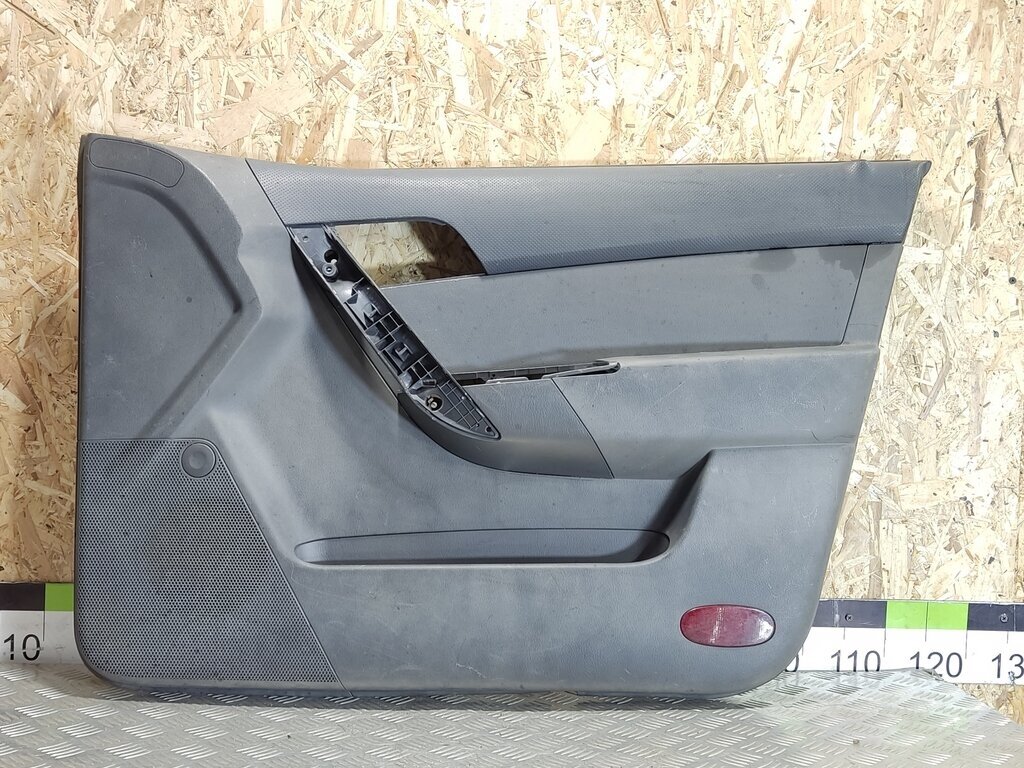 Обшивка двери передней правой CHEVROLET Aveo 2005-2011 96649561