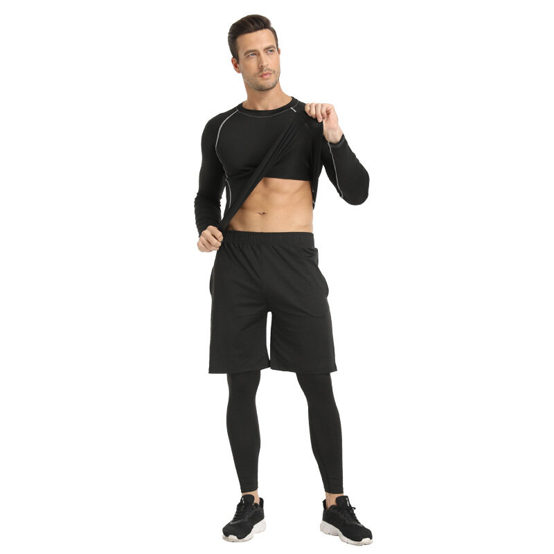 Костюм спортивный