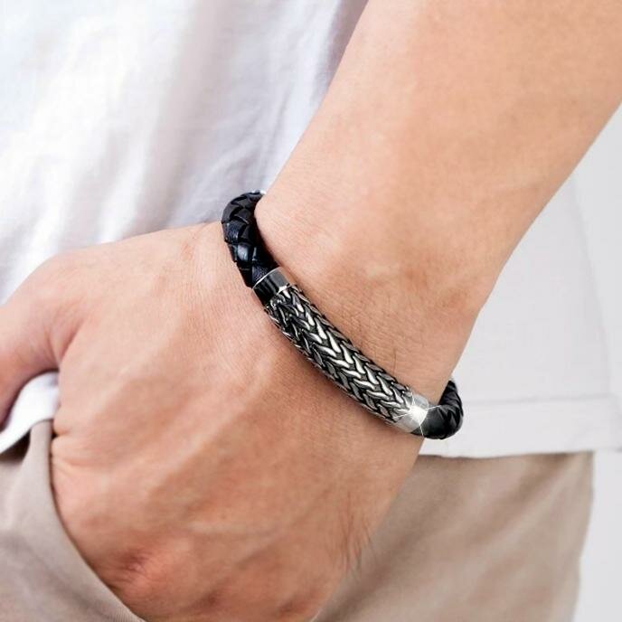 Жесткий браслет, кожа, металл