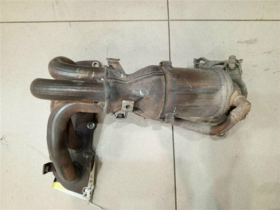 Коллектор выпускной от Toyota Camry XV70 2017>