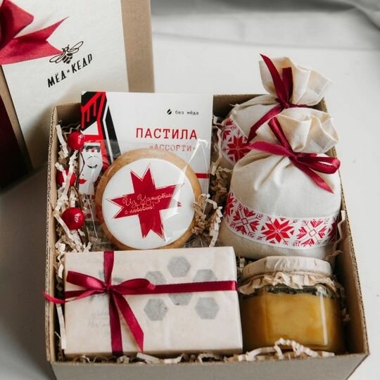 Подарочный набор "Природные богатства Удмуртии" от "Мёд и кедр" на Новый год, день рождение, учителю, маме, сестре, подруге, любимым