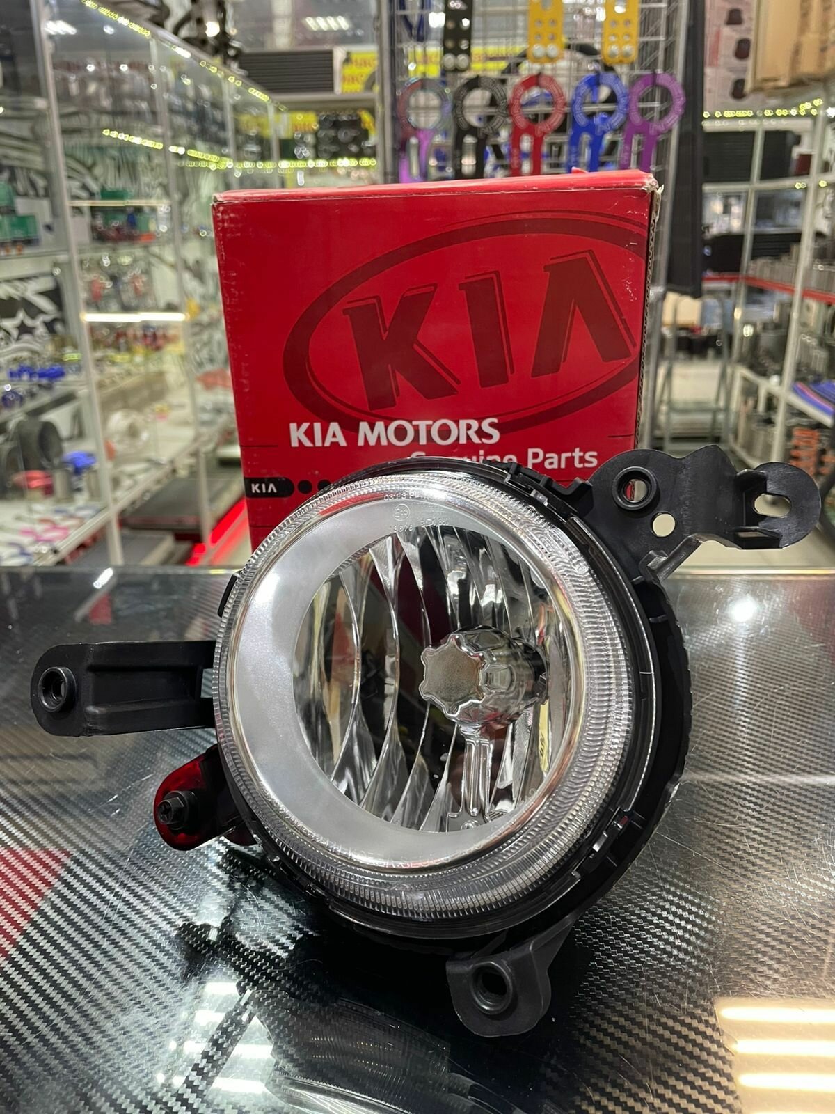 Фара противотуманная левая KIA/HYUNDAI/MOBIS92201B2020