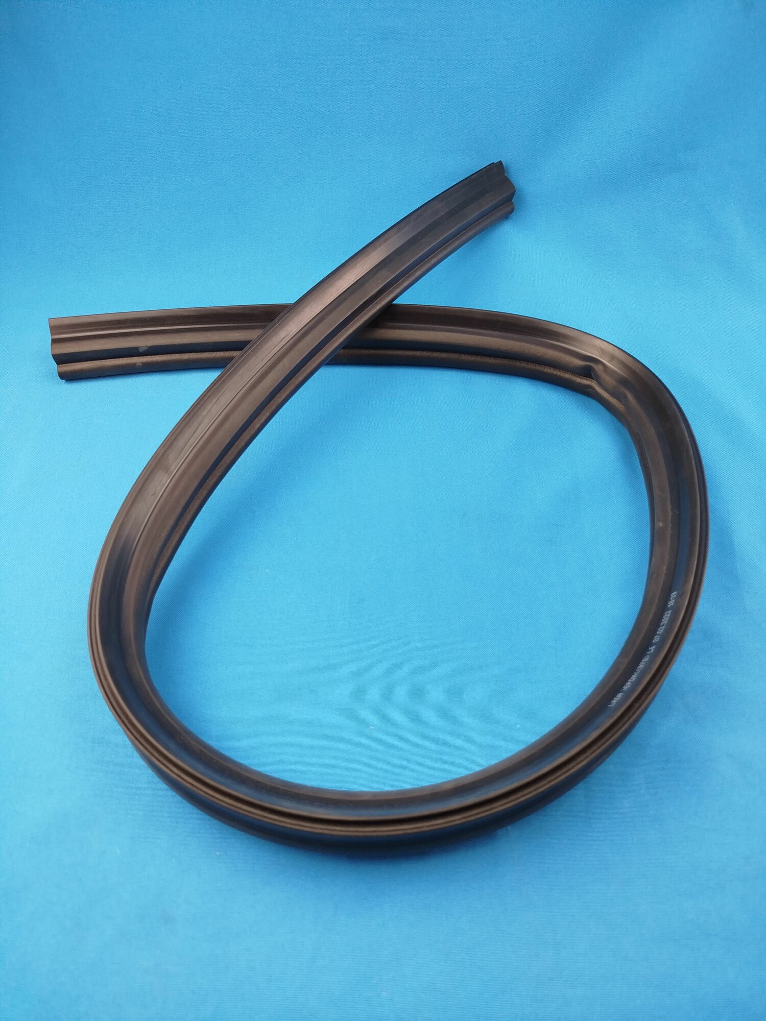 Уплотнитель капота "ВАЗ" для а/м X-Ray задний