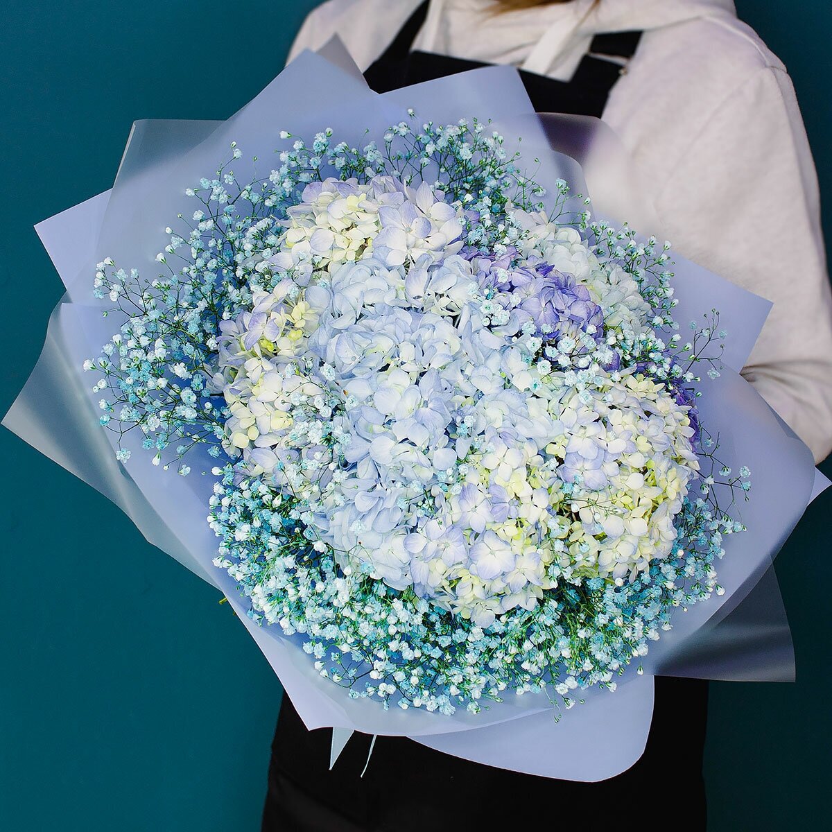 Букет Талисман Флора B2103, из гортензии и гипсофилы, голубой, 40см