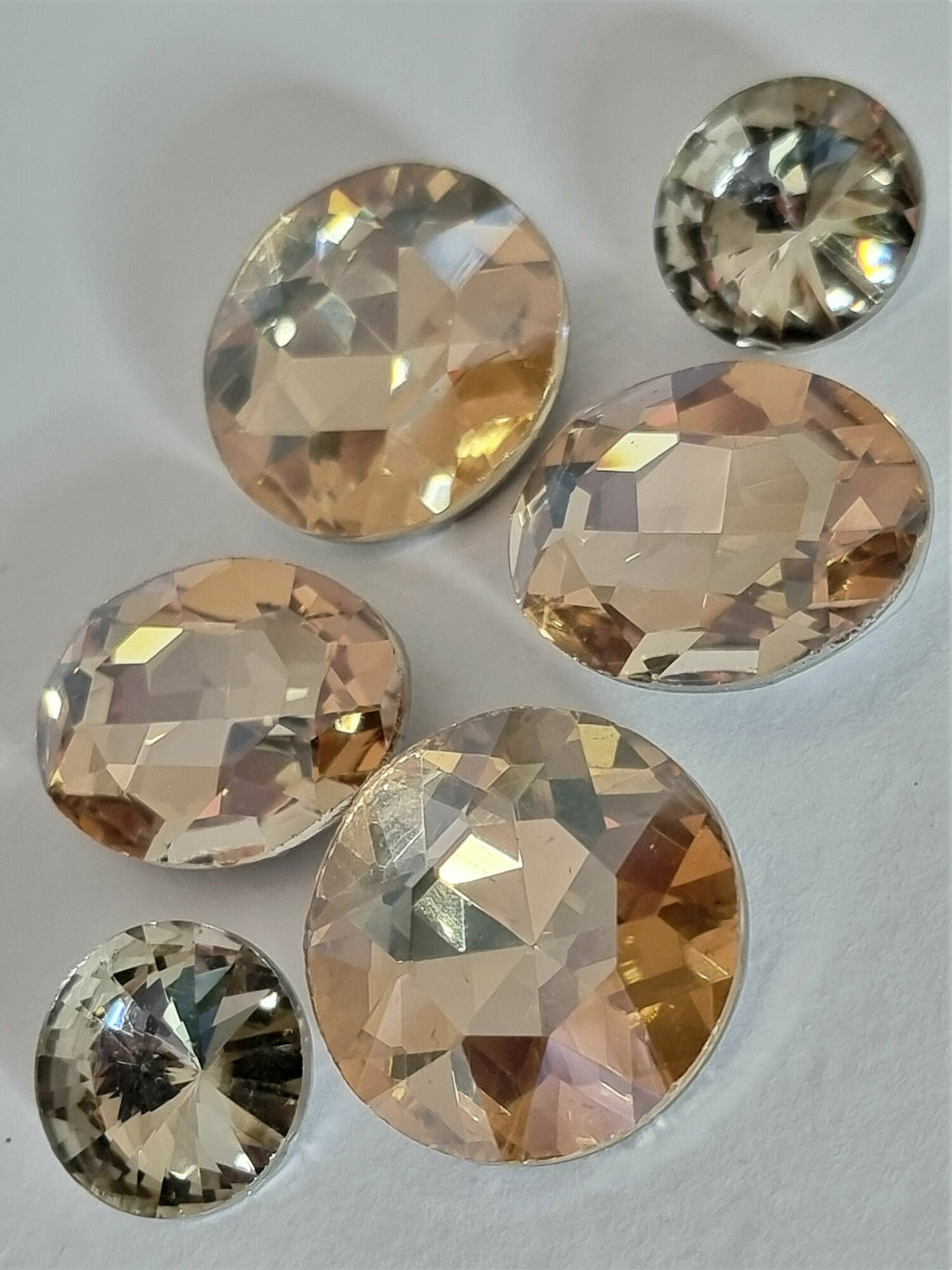 Крупные стразы №6. Gold-1. 6шт.