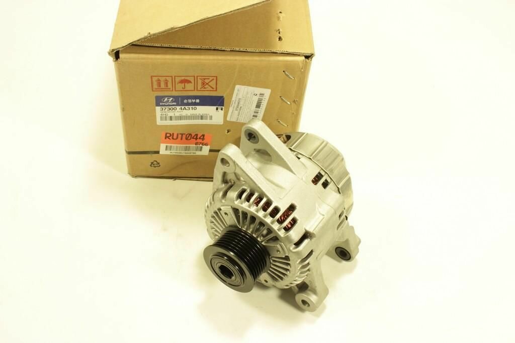 Генератор для Hyundai Grand Starex 2007- / арт. 373004A310 / бренд MOBIS