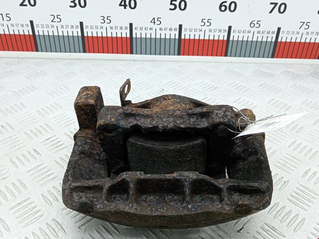 Суппорт передний левый Volkswagen Transporter (T4) 701615123 арт. 1929768