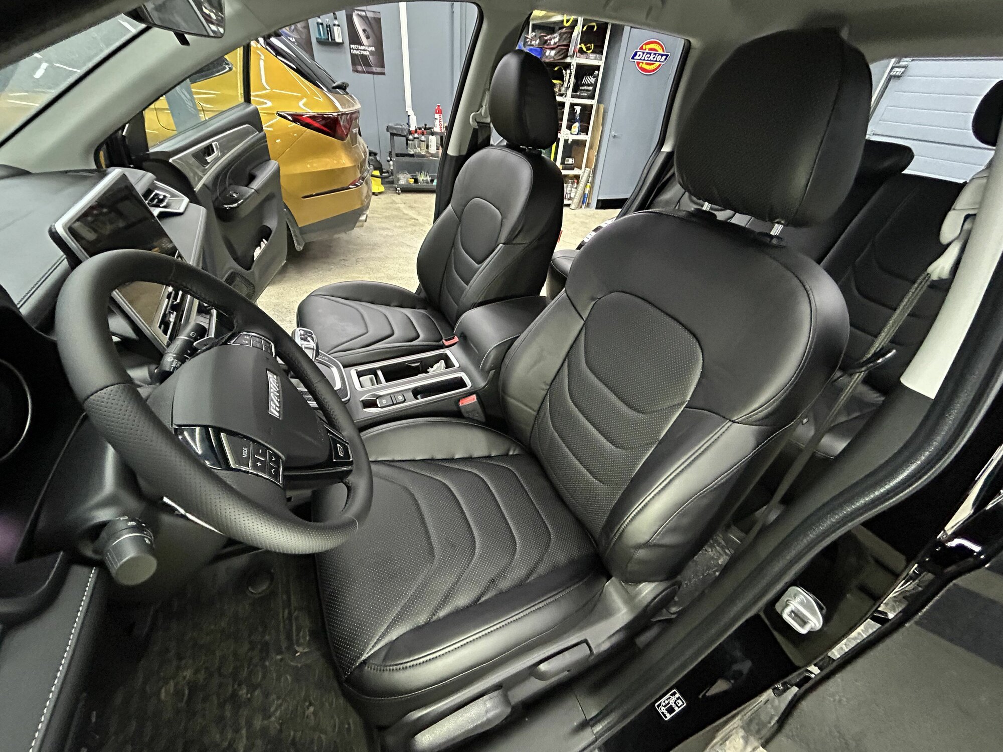 Авточехлы на Haval M6 (Хавал М6)