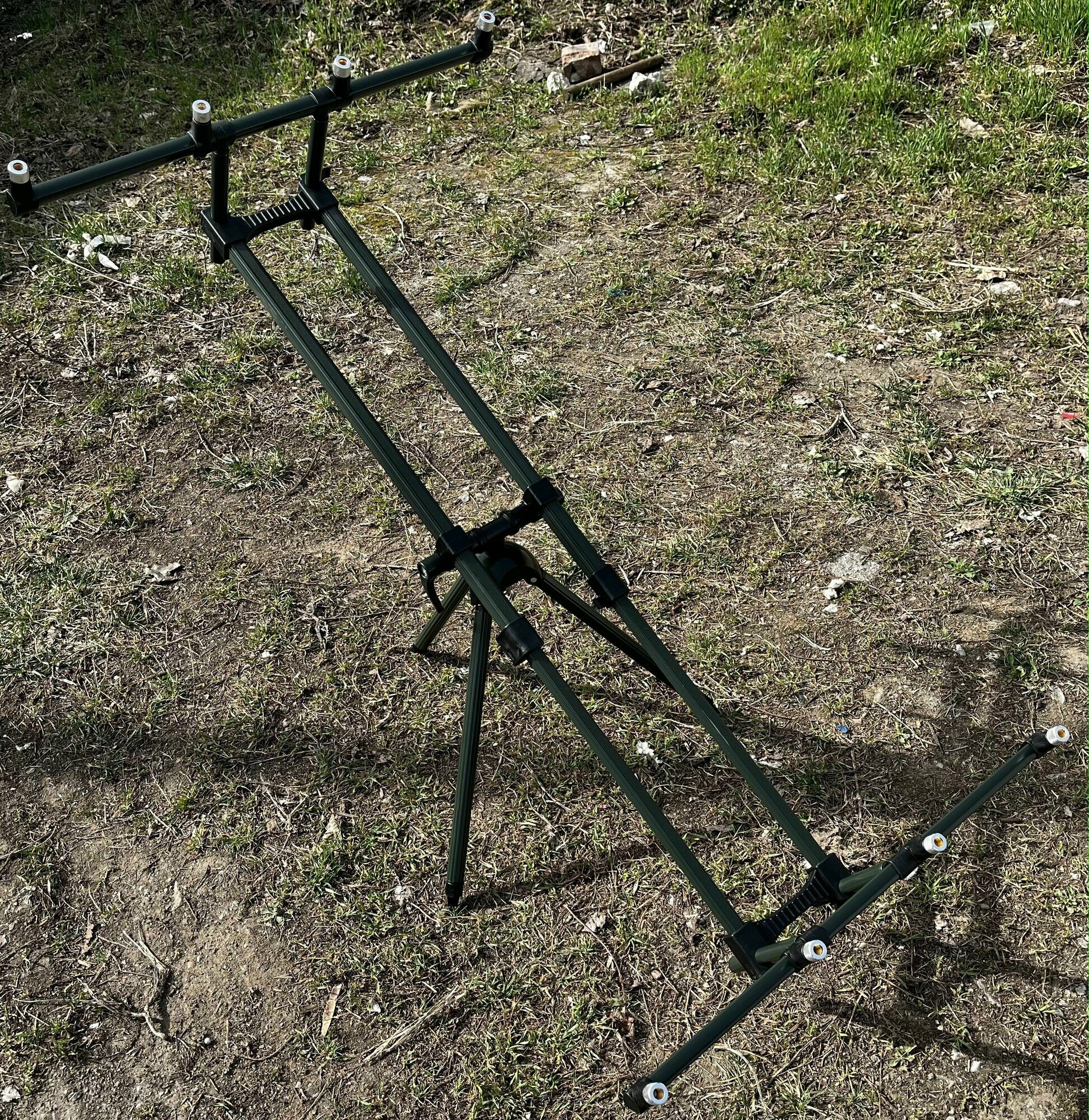 Род под BoyaBy 153/4, регулируемая высота, для 4 удилищ