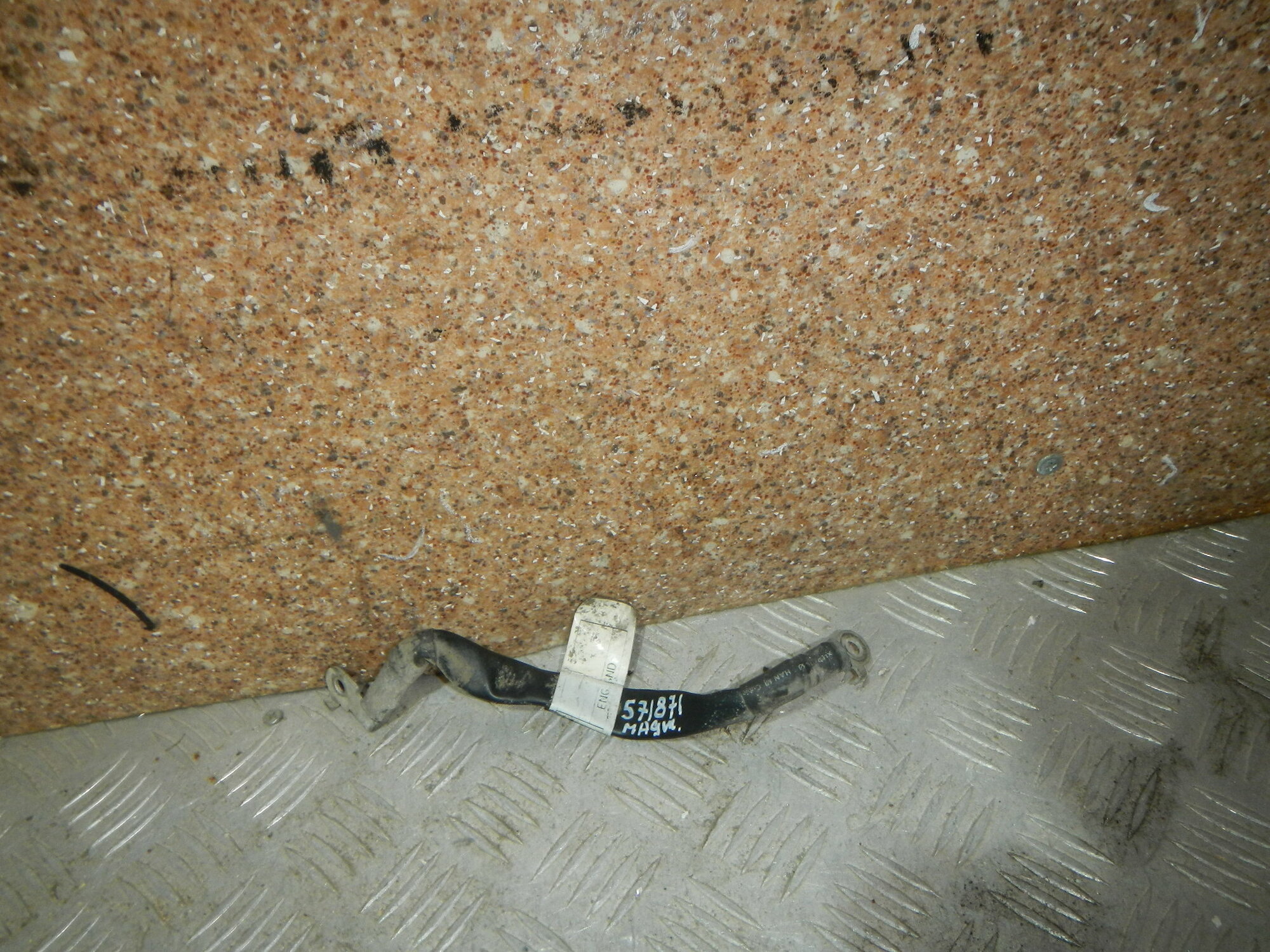 Б/У Клемма аккумулятора, KIA (Киа)-MAGENTIS (05-10) KIA MAGENTIS (05-10) Провод массы,D4EA. Без повреждений. 571871 Hyund...