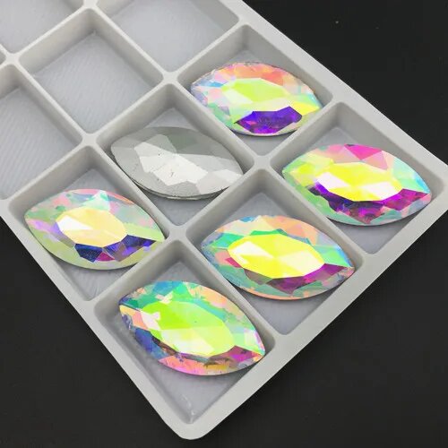 Хрустальные стразы Navette для рукоделия 4x8mm 40pcs, crystal ab