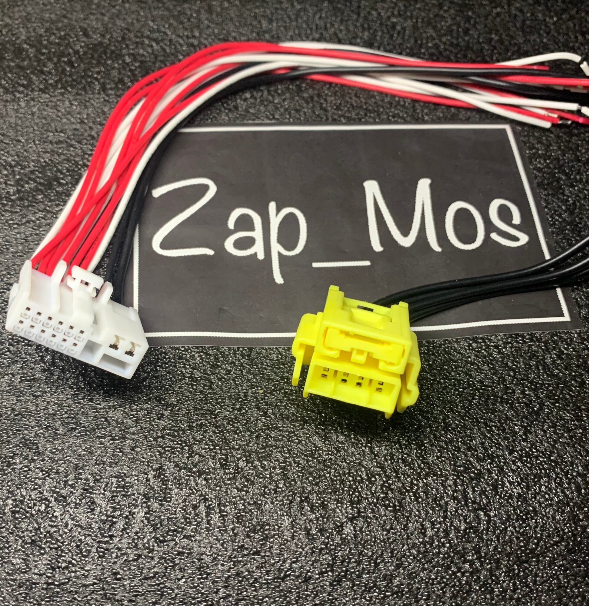 Фишки шлейфа под обогрев руля + SRS комплект Hyundai Kia