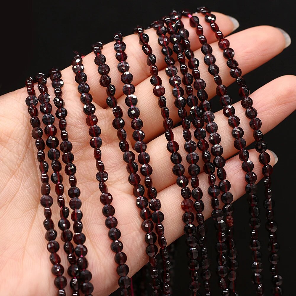 Рубиновый сапфир, бусины 4 мм, 38 см Бордовый, garnet