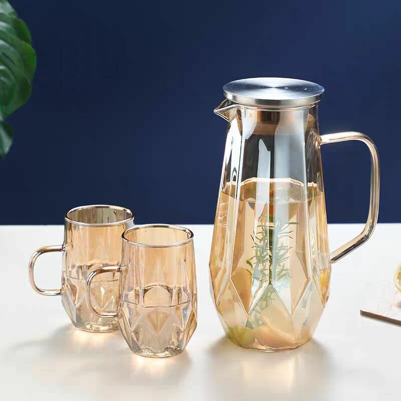 Набор "Кувшин с 4 мя стаканами" янтарного цвета из термоупрочненного стекла, узор ледник