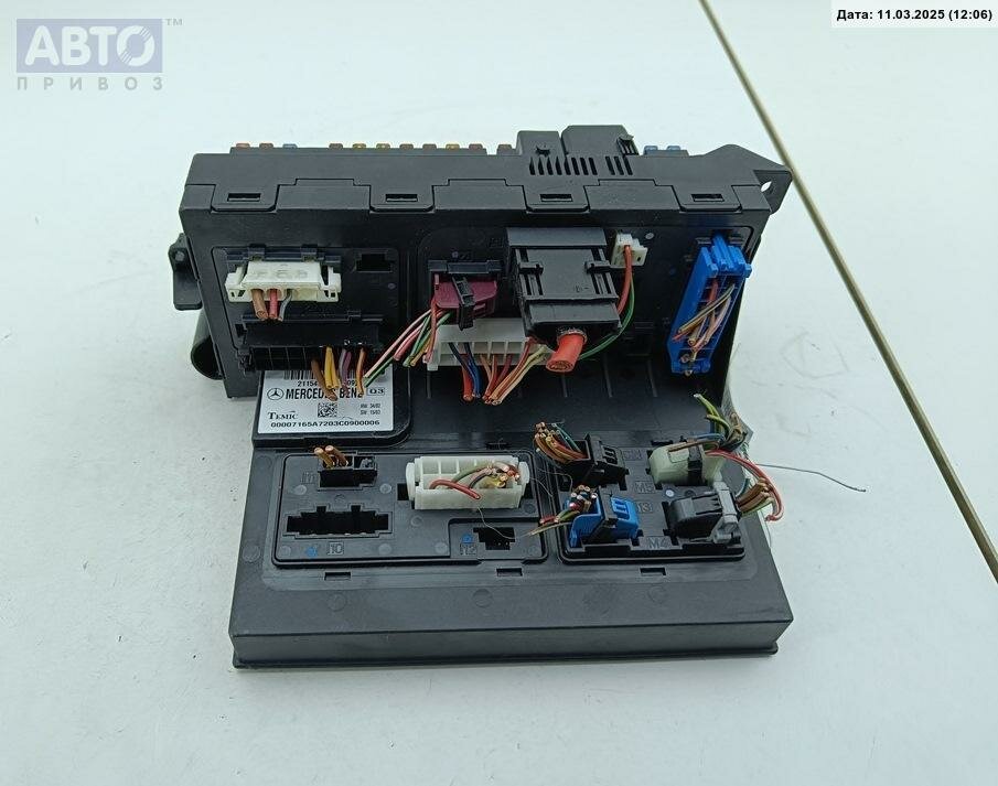 Блок предохранителей Mercedes E-Class W211 (2002-2009)