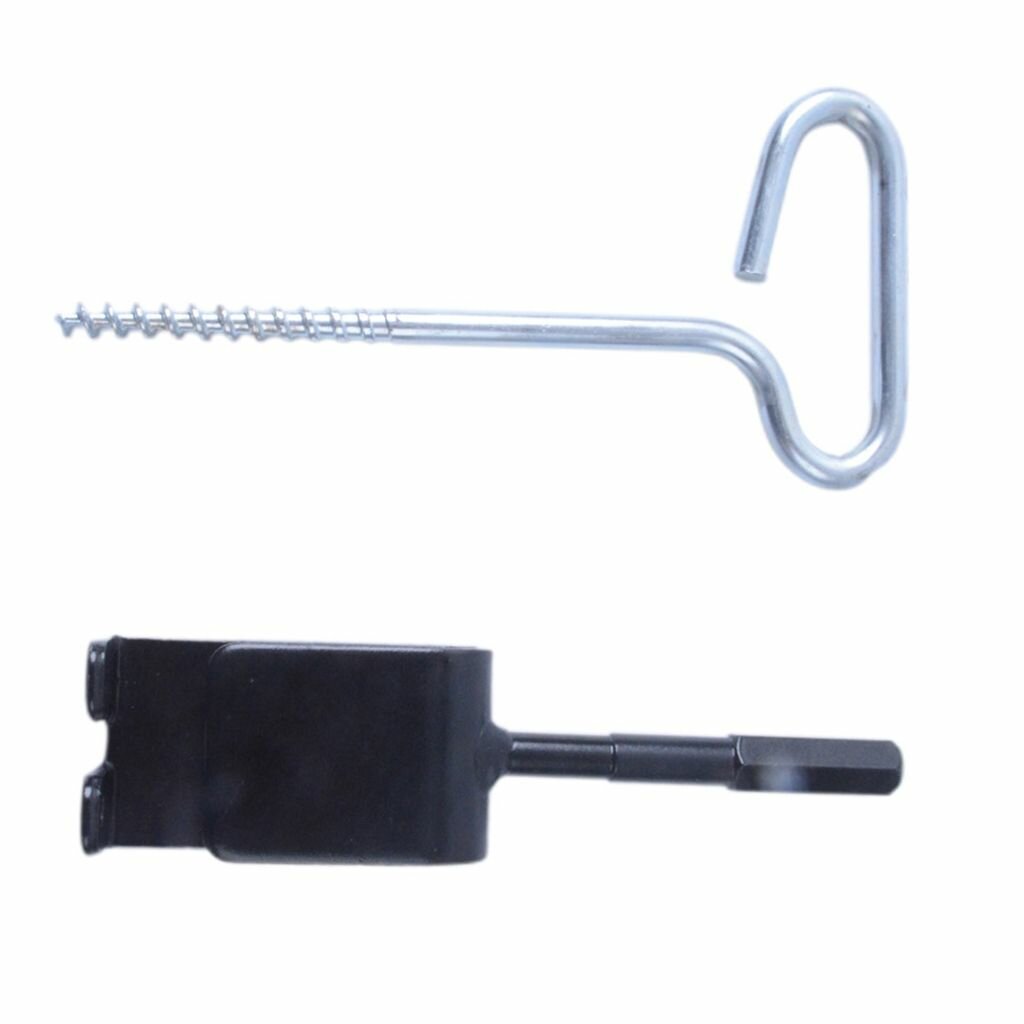 Ледяные якоря сверлят с помощью гвоздей-переходников, приводящих в действие мощность