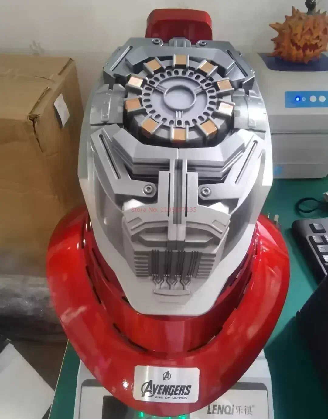 Шлем Iron Man Mk5 Bandai Bluetooth Audio Base