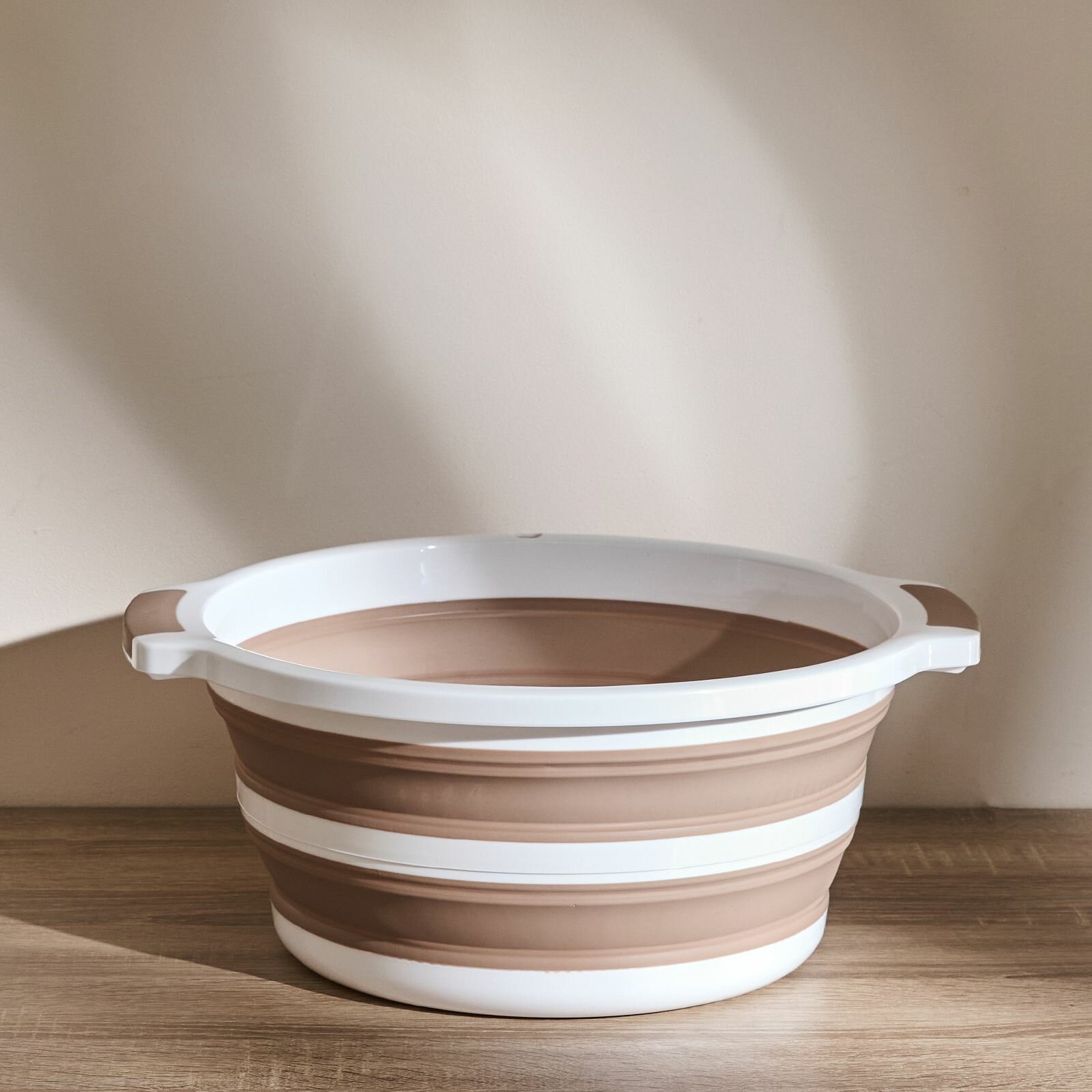 Таз складной "Ingurtosu" 37,5х4,2 (17,1)х41,5 см, цв. бежевый/белый, термопластичная резина/полипропилен, объем 7,5 л