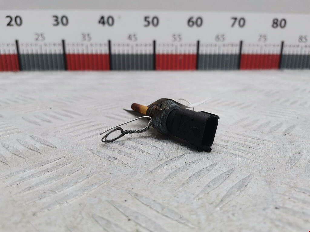 Датчик температуры охлаждающей жидкости Opel Astra G 93174208 арт. 2103647