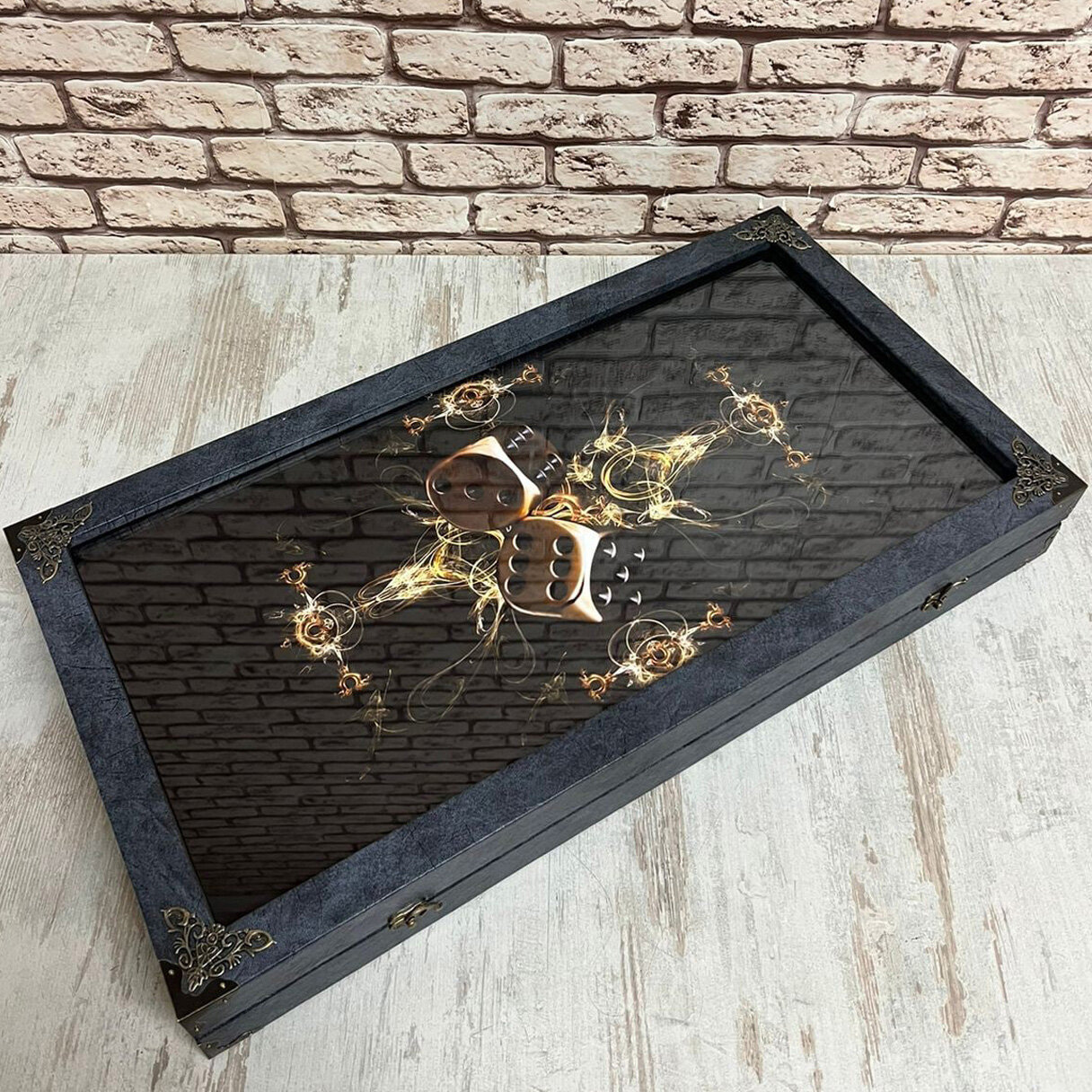 Нарды деревянные большие "Пламенные Зарики", размер 60 на 60 см, из натурального дерева, игровое поле под стеклом