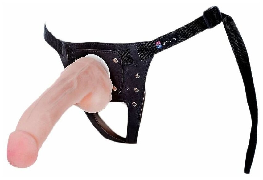 Податливый фаллос на трусиках Harness - 20,5 см. (телесный)