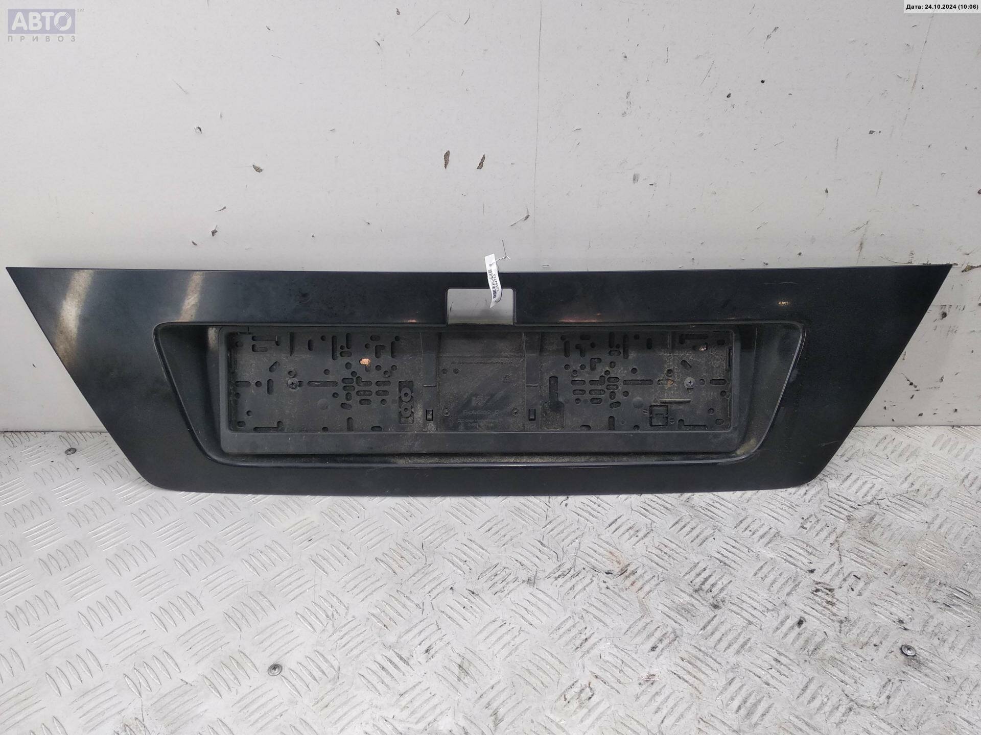 Накладка двери (крышки) багажника Nissan Primera P11 (1999-2002)