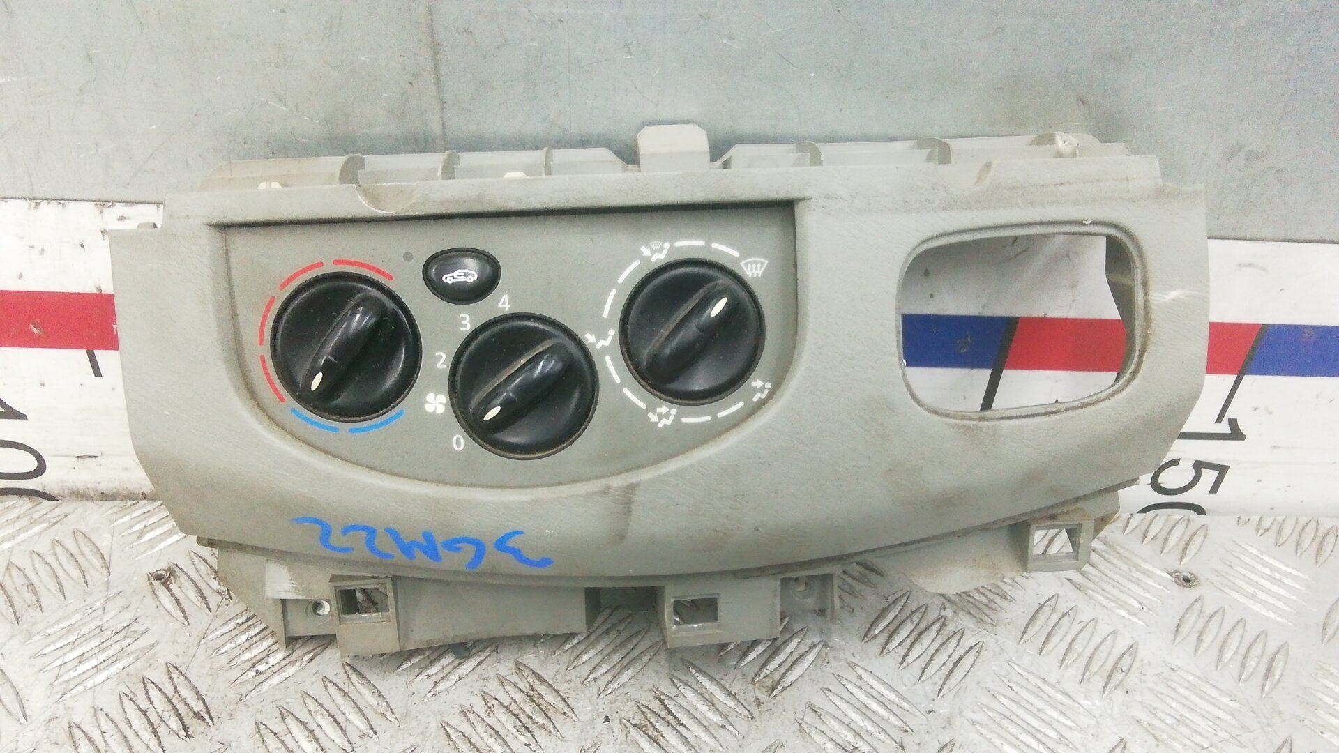 Блок управления печки и климат-контроля OPEL VIVARO