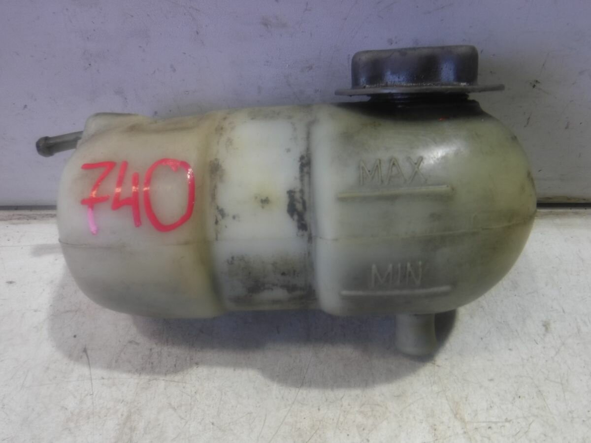 Бачок расширительный Volvo 740 I (1983—1992) 1276040