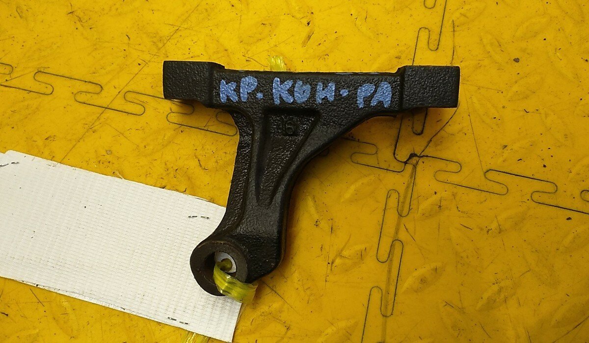 Кронштейн кондиционера Impreza (G12) Subaru 73611SA020