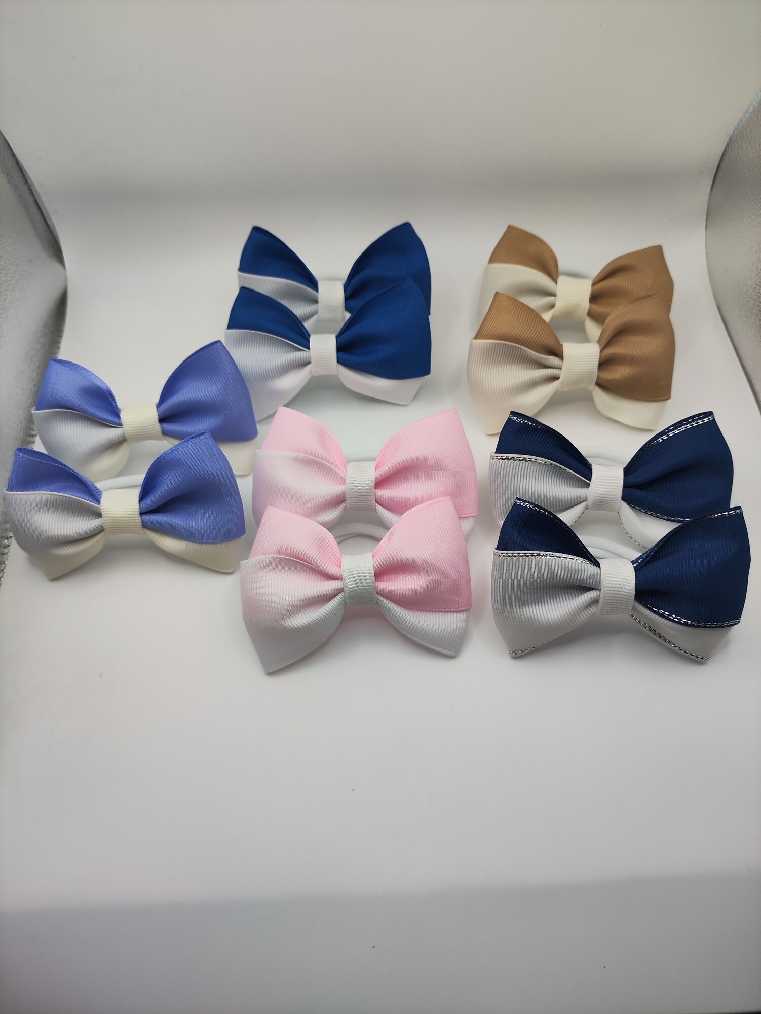 Набор бантов 5 пар для девочек на резинке