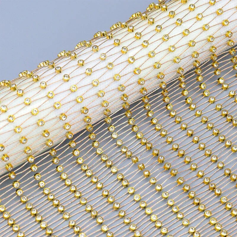 Эластичная сетка с кристаллами OMZHIMO 65х55см Gold