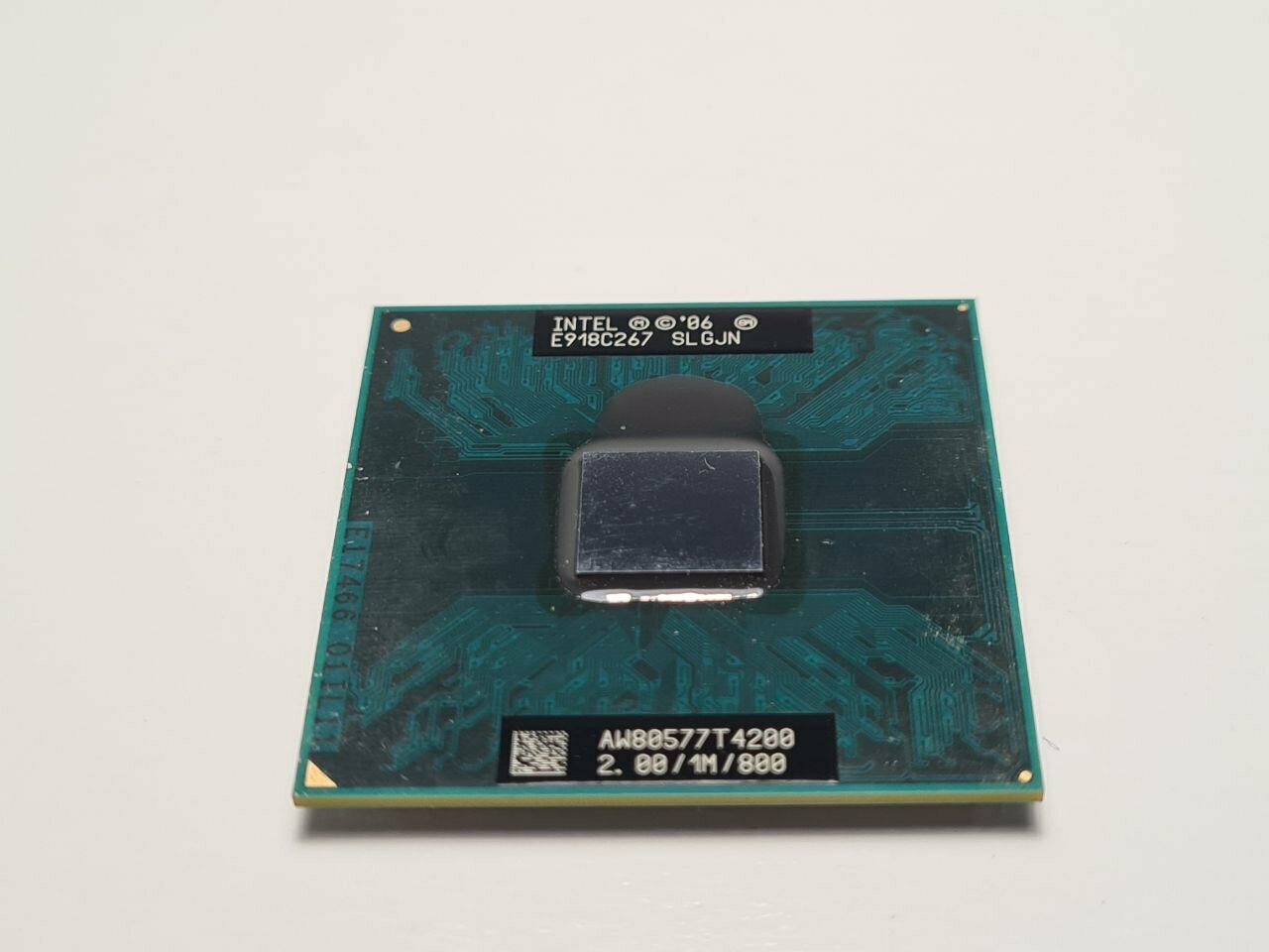 Процессор Intel Pentium T4200 (SLGJN) для ноутбука