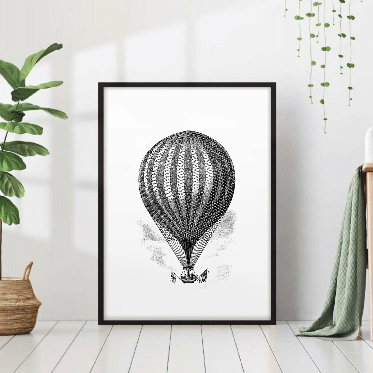 Постер "Воздушный шар черно-белый рисунок" в черной рамке 40x50 см для интерьера на стену