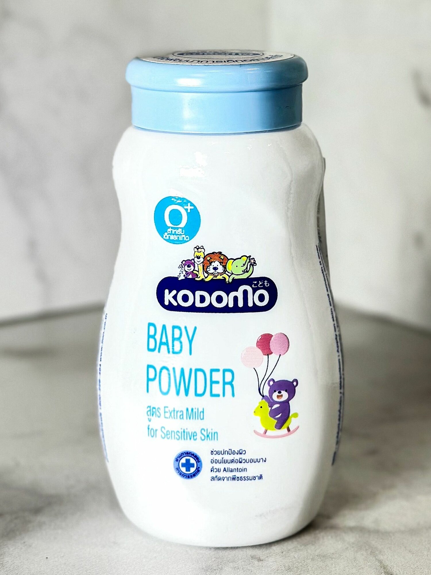 Детская присыпка LION Kodomo Максимальная нежность с алоэ витамином Е (0+ мес), 50 г