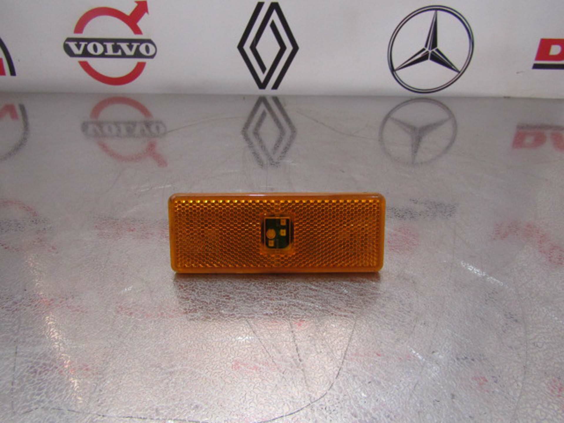 Фонарь габаритный Mercedes Actros