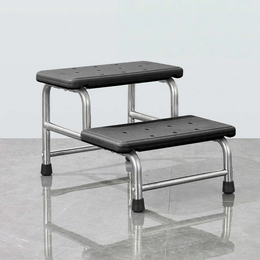 Ступень для ванной